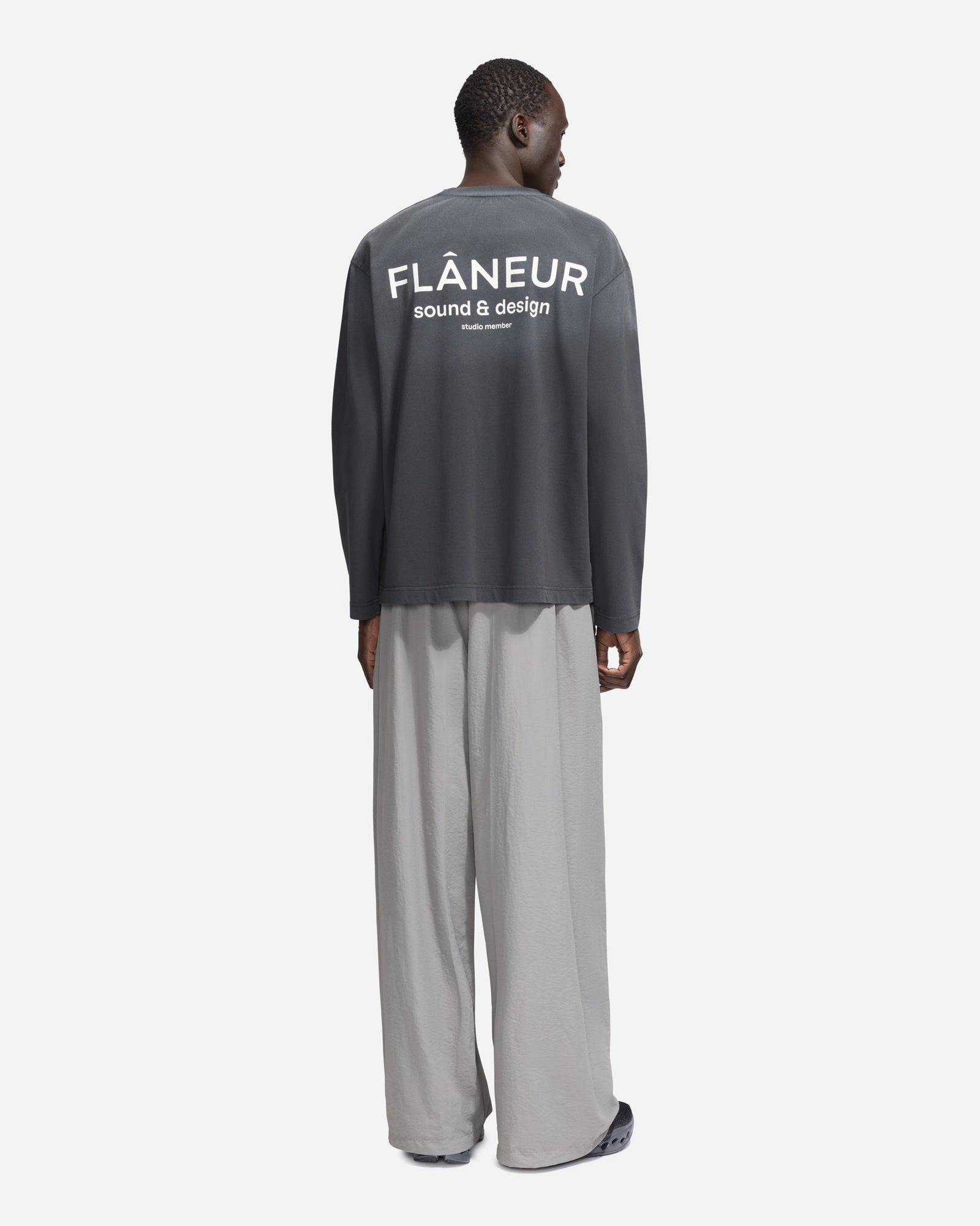 Sound & Design Studio Member Long Sleeve | Washed Black – FLÂNEUR